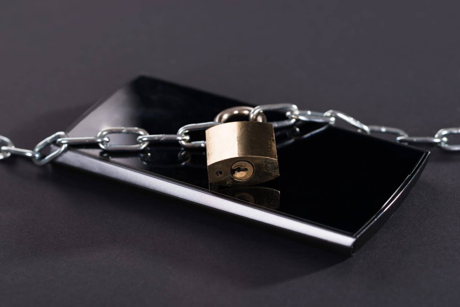 What is Wiretapping - Is it Legal to Do?